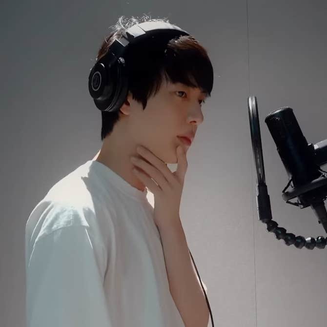 Bts Community Post 진 당신의 큰 노력에 정말 감사드립니다 당신이 여기 없을 때에도 무사히 돌아오길