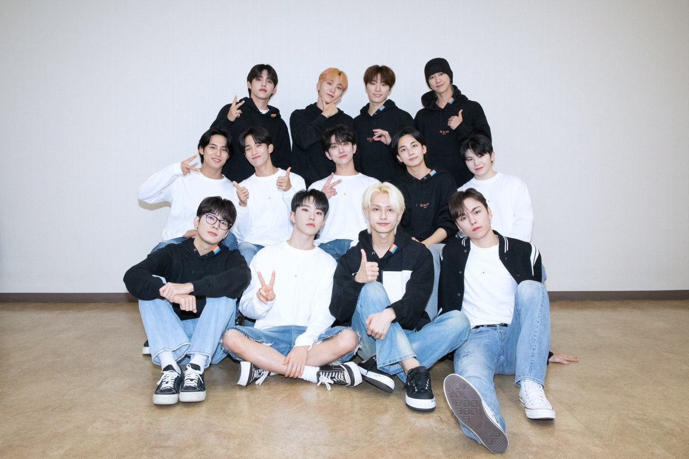 Seventeen Community Post 세븐틴 친구들드디어 오늘이네꿈을 이루는 모습을 직접 볼 수 있다는 것이 정말