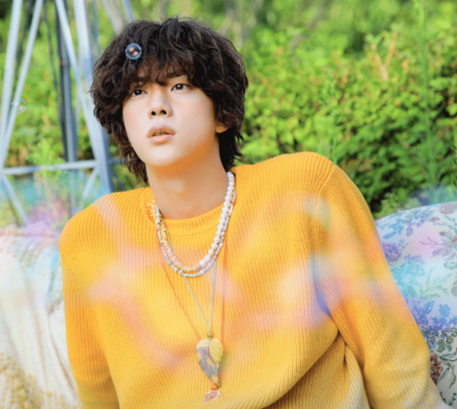 Bts Community Posts 💗jin Time💗 ジンくん♡ 今日も大好きだよ♡ ジンくんがどこにいても 私の心の真ん中には