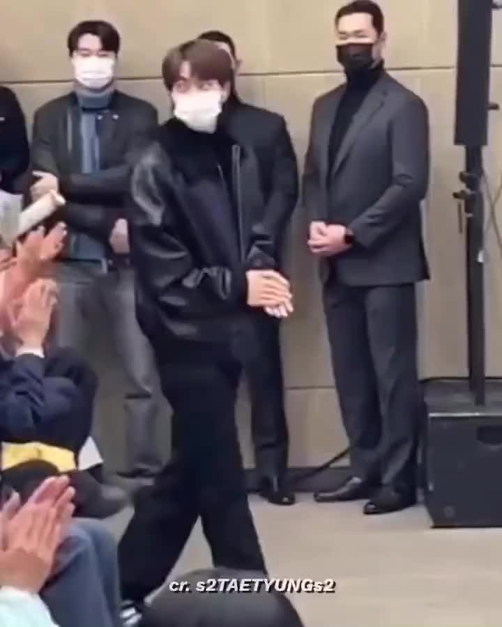 Bts Community Posts 석진오빠 너무 예의바르다