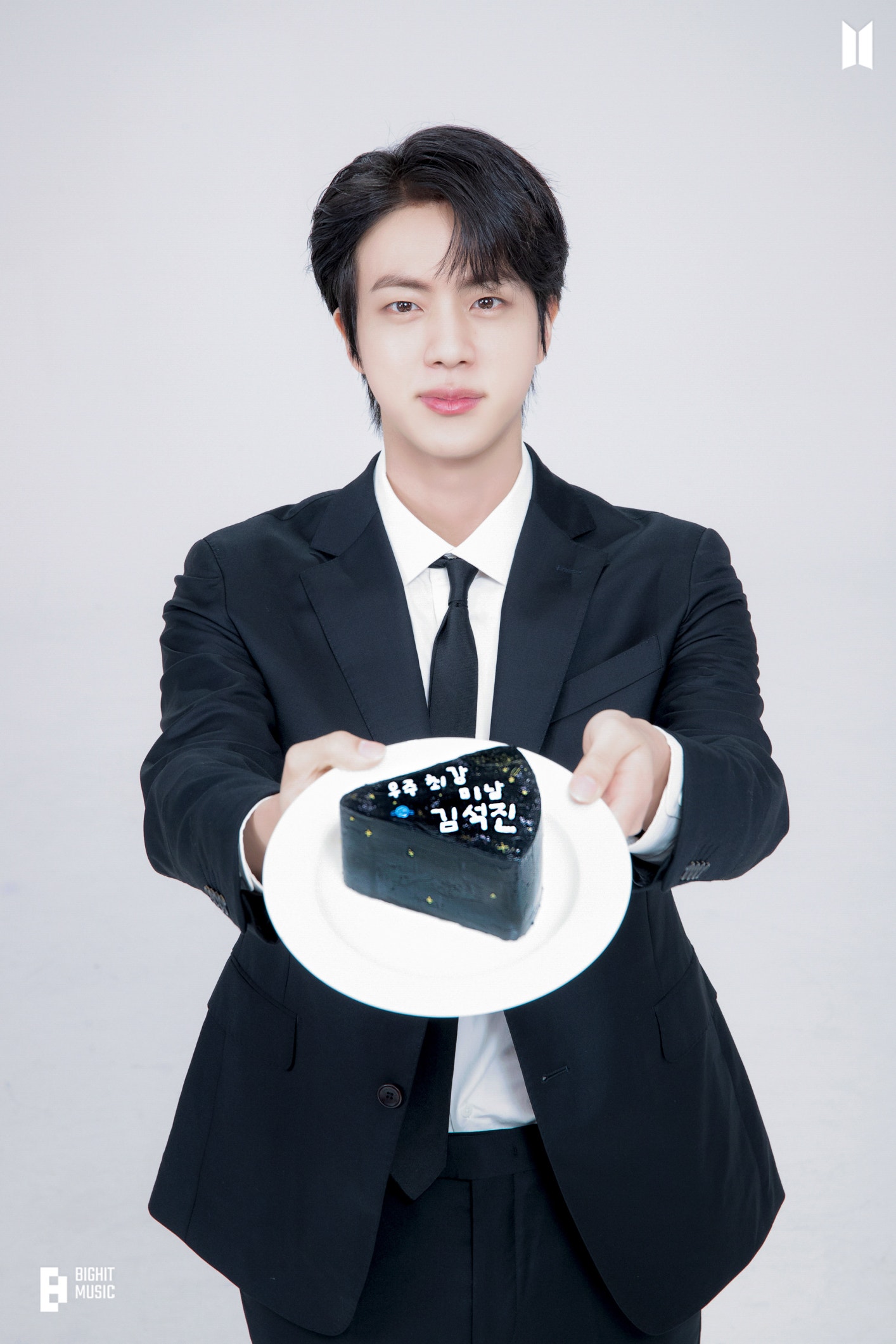 Bts Community Posts ジンくんお誕生日おめでとう🎂🎉 素敵な1年になりますように☆。 *・゜