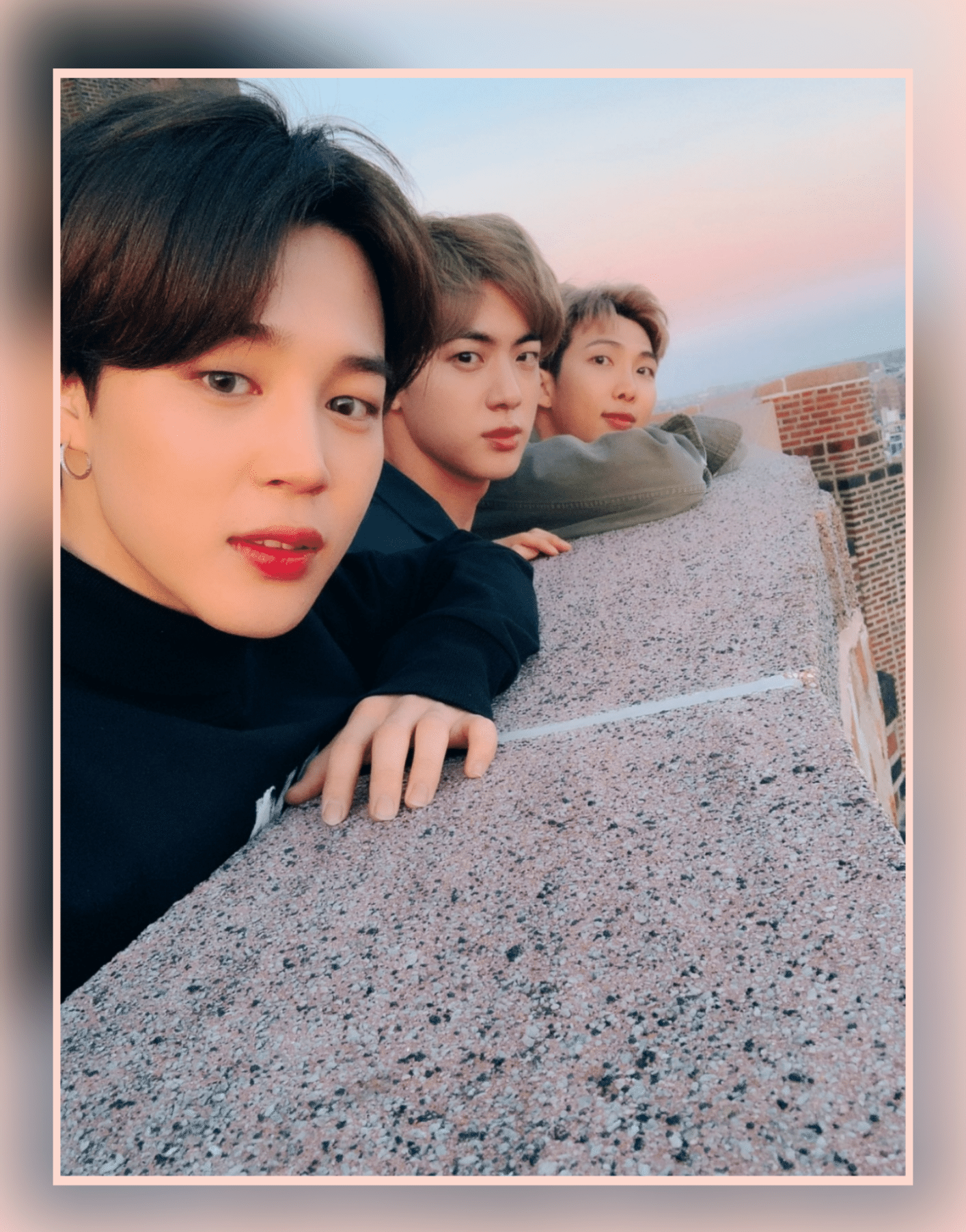 BTS Community Posts - to. JIMIN 🐥 JIMIN 🐥 おはようございます 😊💛 今日はJINくんのお誕生日 🎂🐹 ...
