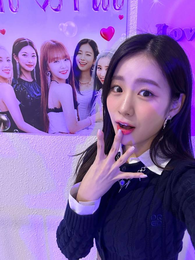 Wooah Community Posts 월요팅 울 와우💖 밥 든든하게 먹구우아 생각하면서 이 추위를 같이 이겨보자구요👊🎄