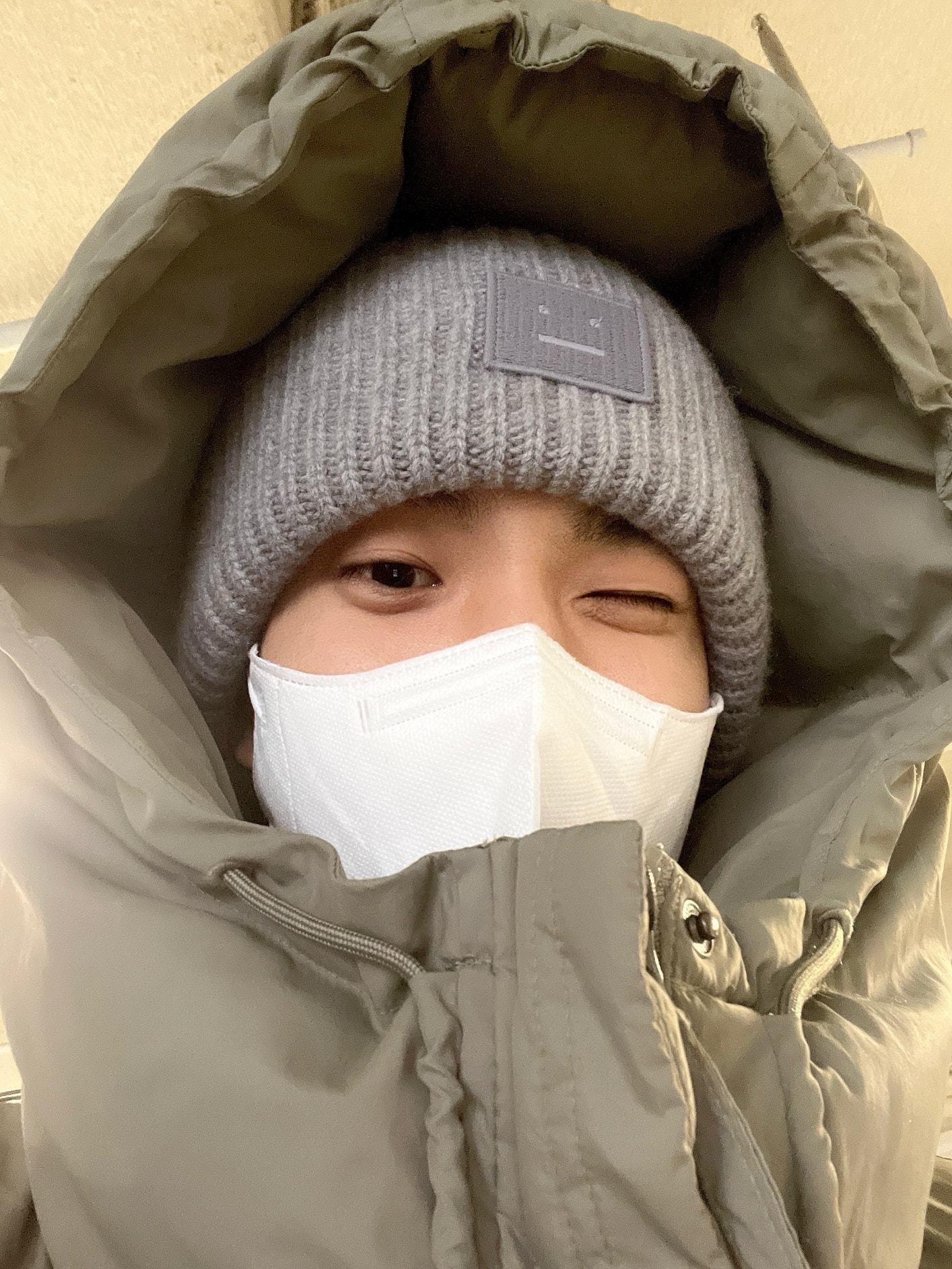 Seventeen Community Posts 도겸오빠 오늘도 귀여워 🥰 항상 따땃하게 입구 감기 조심하기 하
