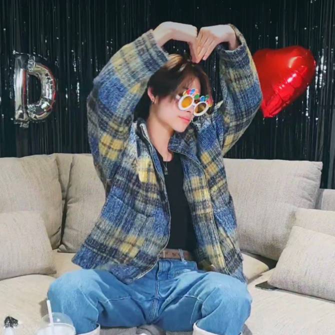 Enhypen Community Posts 우리 만두의 생일을 축하합니다 건강을 돌보십시오 당신이 사랑받고 있다는 사실을