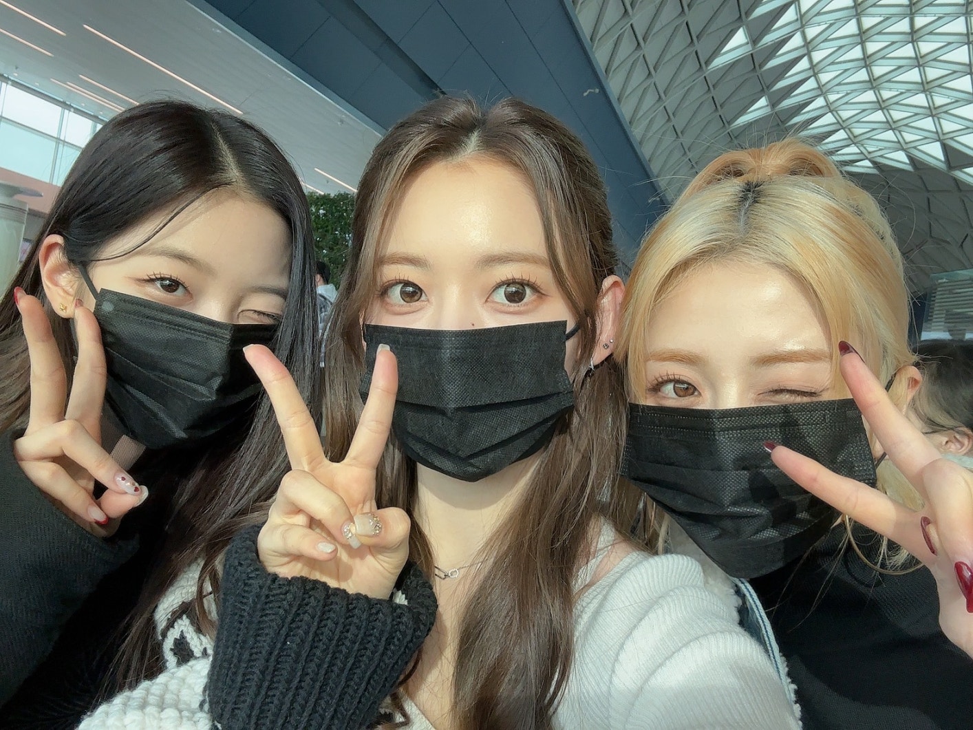 Post de la Comunidad LE SSERAFIM - AAA ㅎㅇㅌ - SAKURA