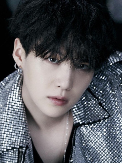 BTS Community Post - #to_suga 💜💜🎼 SUGA TIME 🎼🎹🐱💜💜 sugaさんお元気ですか？作曲作りしてるの ...