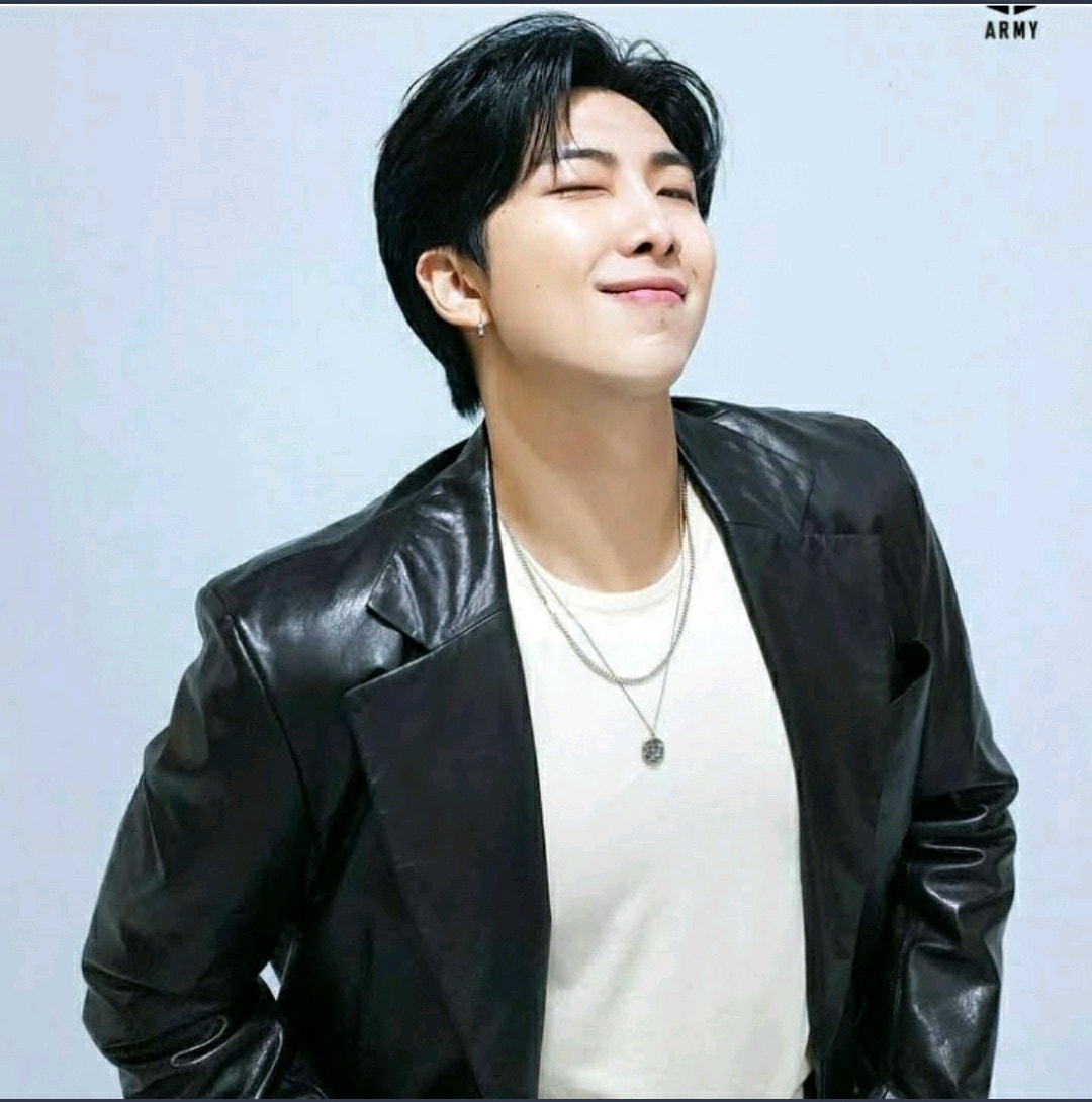 Bts 커뮤니티 포스트 🖤🖤🖤