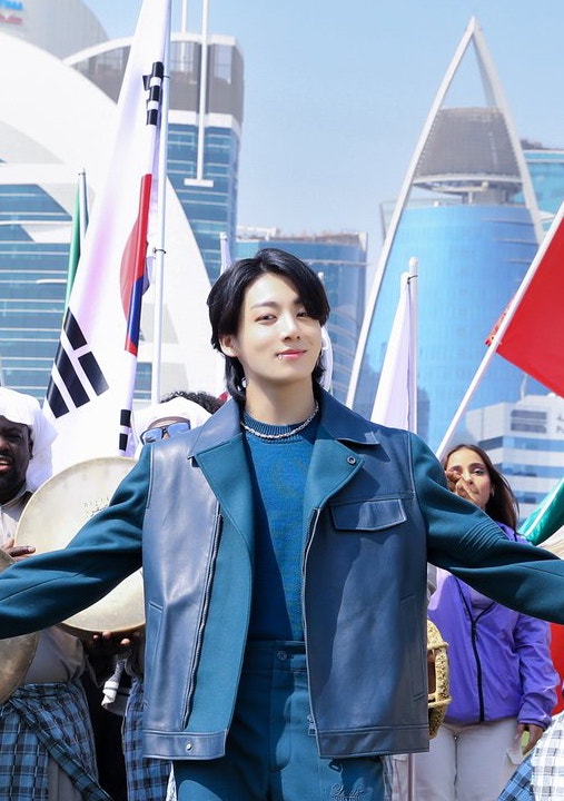 BTS Community Posts - dear, Jeon JungKook💜 Weverse live : 30+ days ...