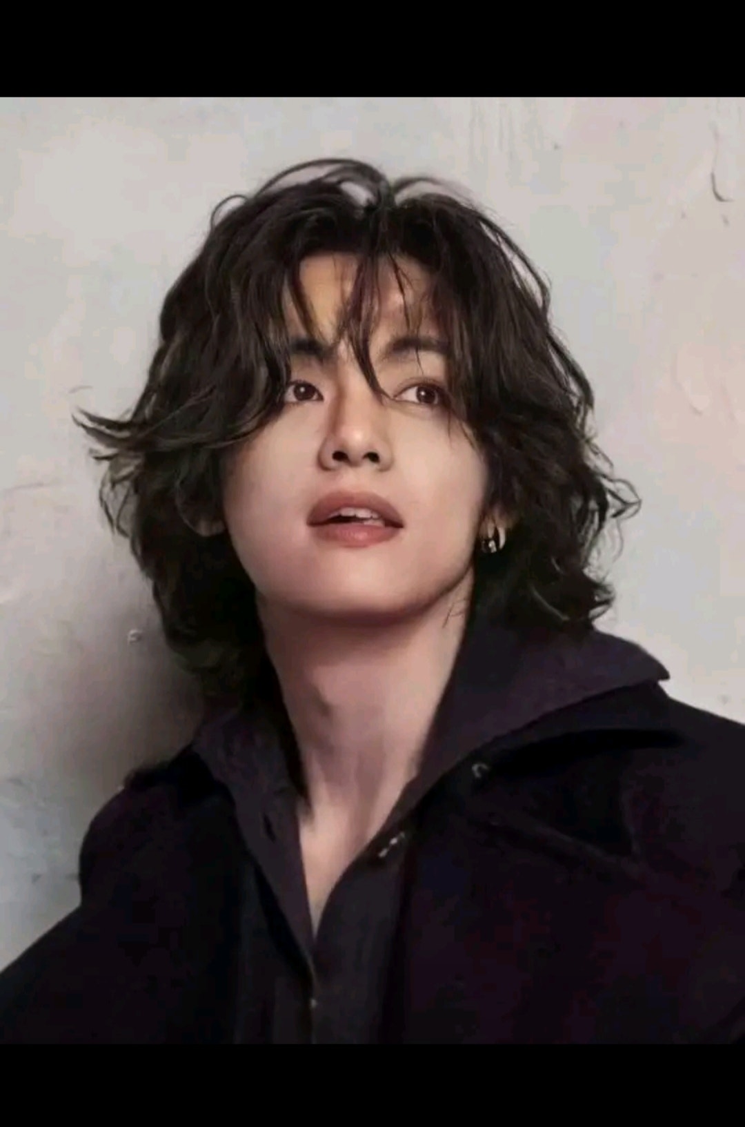 BTS Community Post - Omo Taehyung with long hair 🥵🥵🥵 #to_taehyung #to_army plz follow and cheer ...