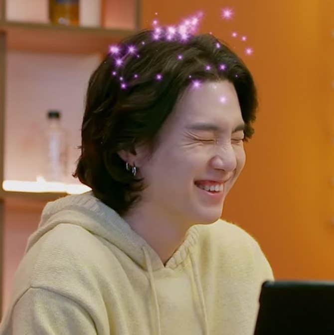 BTS Community Posts - Baby meow is here 😍😍😍