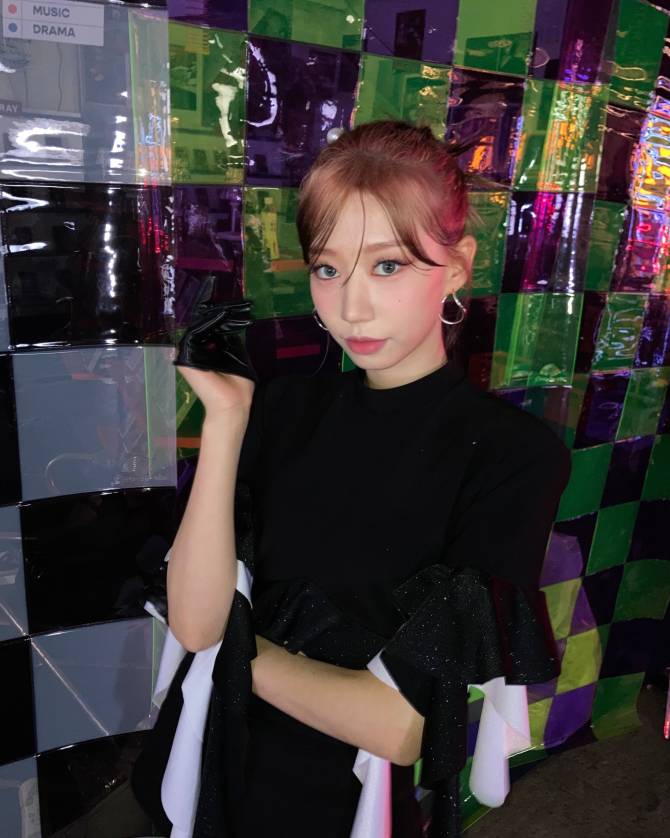 Secret Number Community Post 벌써 하루밖에 남지 않은 2022🤭 락키들한테 2022년은 어떤 해였나요