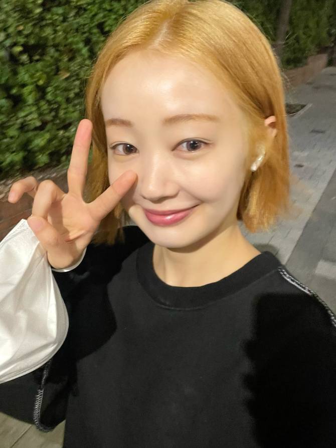 Secret Number Community Posts 여러분 2022년 마무리 잘하고 계신가요 1년을 돌아보니 락키들과