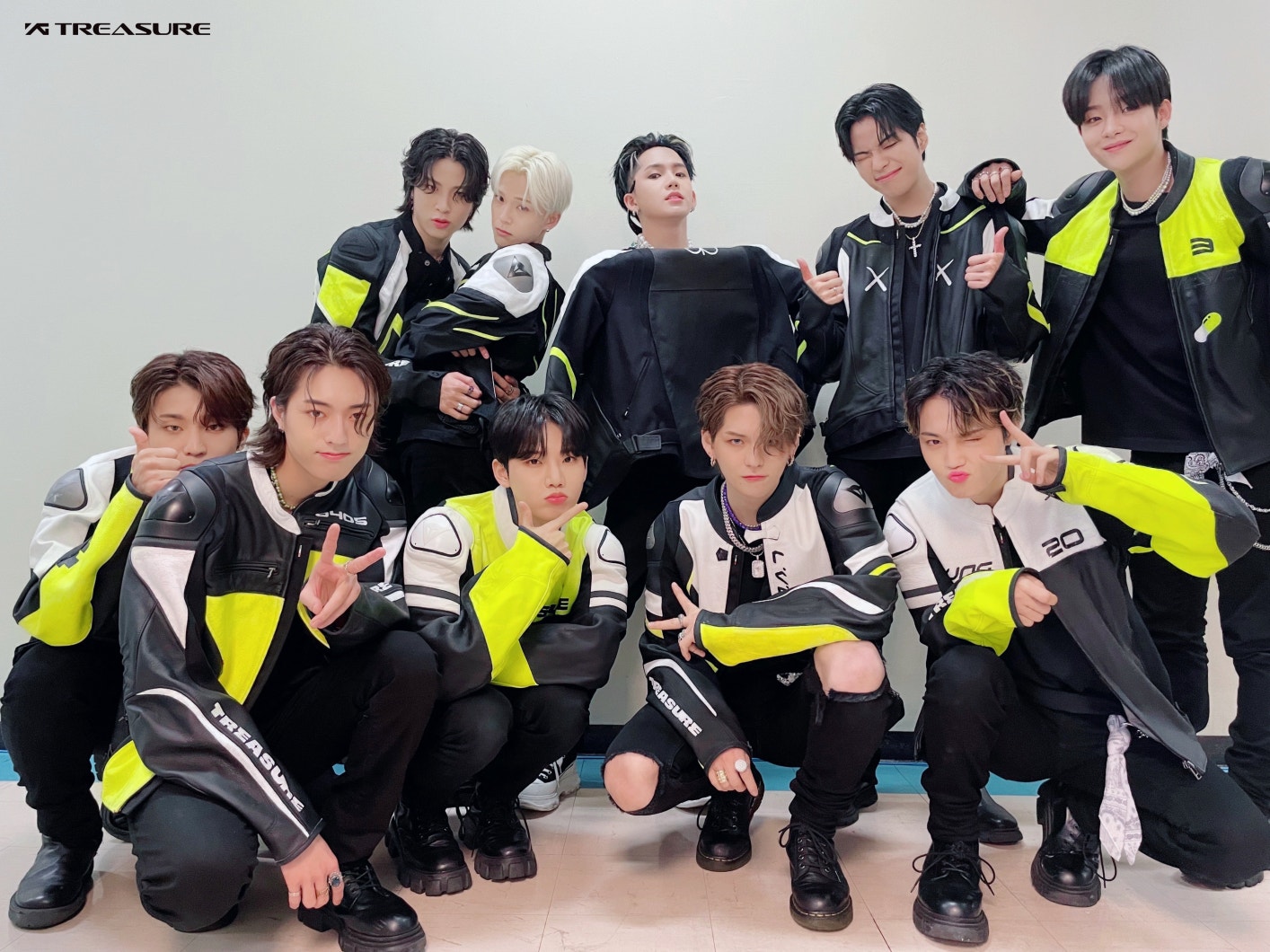 Weverse TREASURE Image - 230401 TREASURE TOUR [HELLO] IN BANGKOK💎