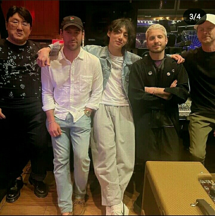 BTS Community Post - scooter braun IG post with my kook💜💜💜💜😘😘
