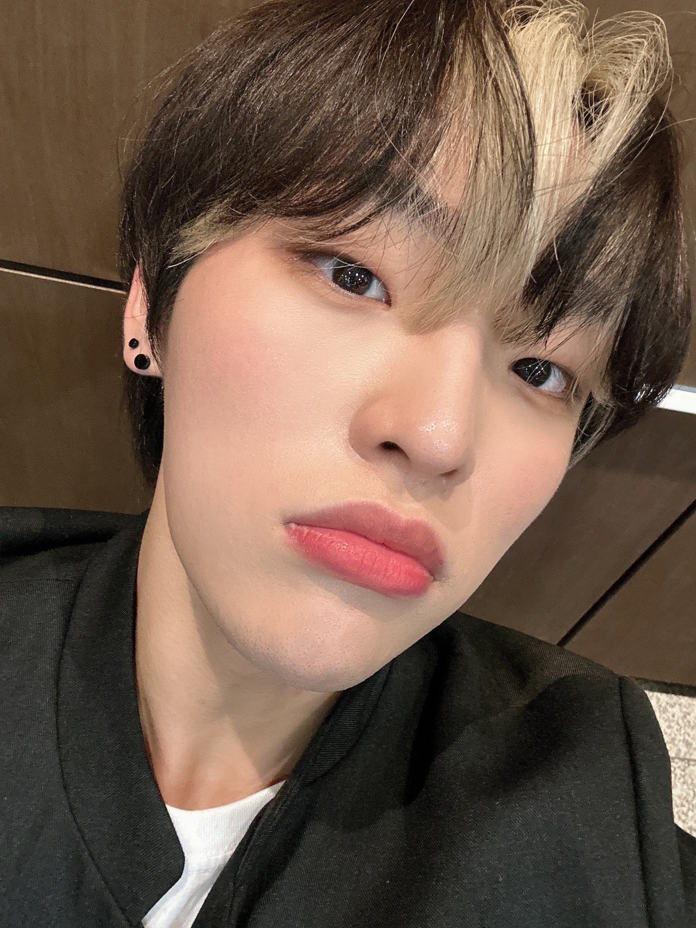 The KingDom Community Post - 난 잘겡 무지니 꿈 꿔💛 - MUJIN