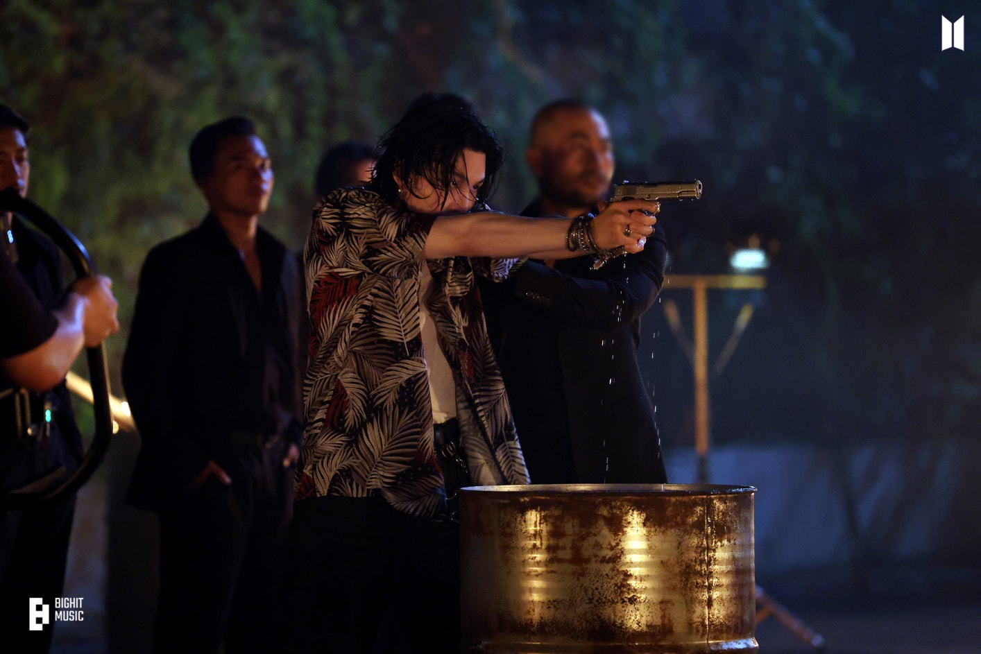 Weverse BTS Image - Agust D ‘해금’ MV & Jacket Shoot Photo Sketch