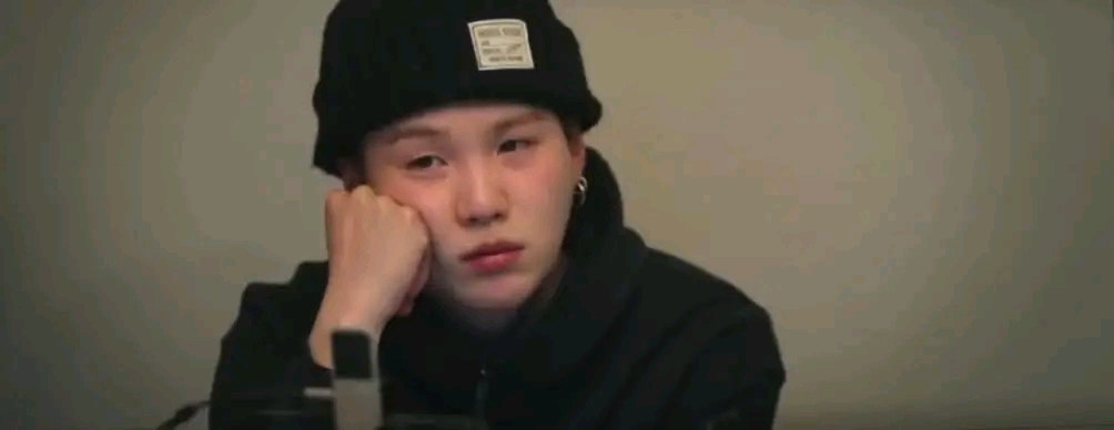 BTS 커뮤니티 포스트 - 🐱: “Se hablaba de la separación de BTS. Justo cuando ...