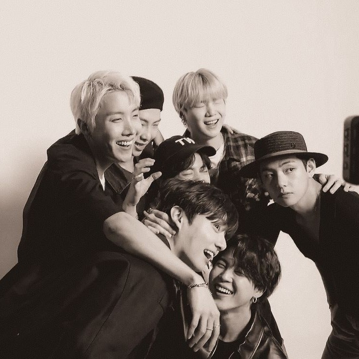 BTS Community Post - Fighting BTS! #ARMY #BTS #BTS_twt #ARMY_Málaga # ...