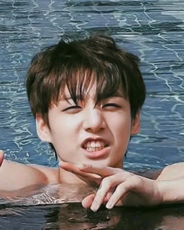 Bts Community Posts Ooo Party Party Yeah 💦🏊🤽