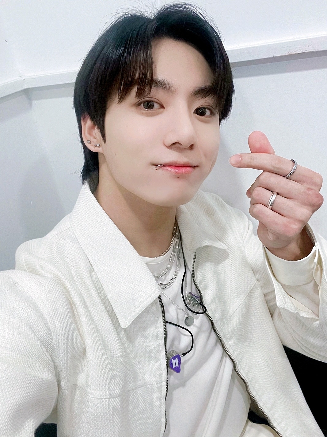 BTS Community Posts - 📍Privacy is very important, united army is time to protect our BTS members ...