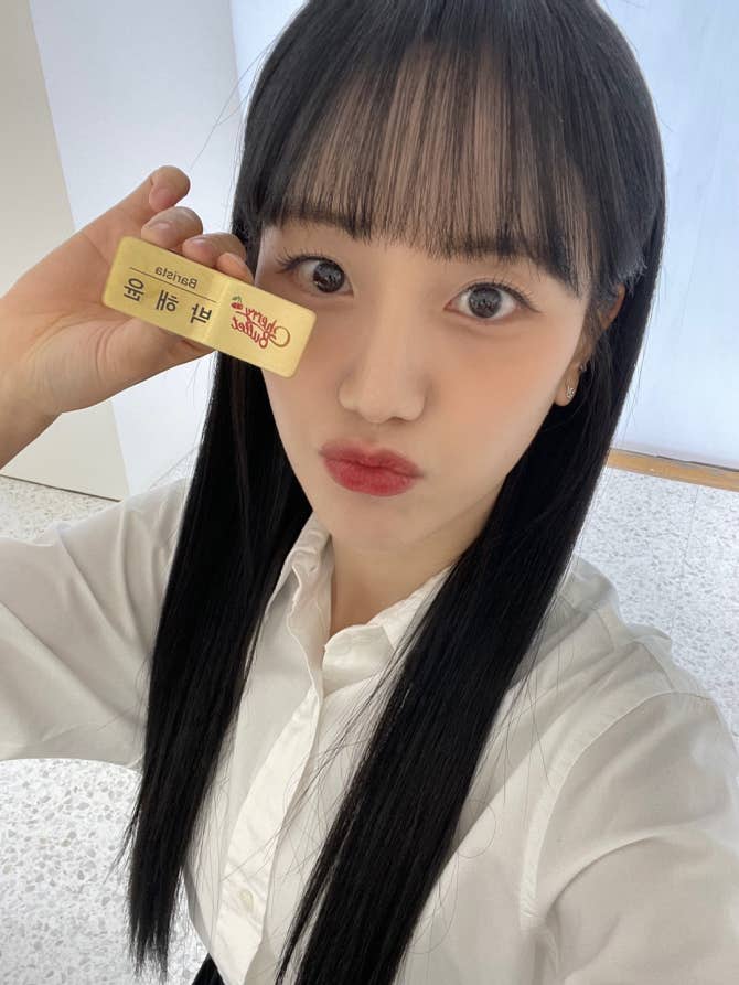 Cherry Bullet 커뮤니티 포스트 즐거운 주말 마무리 하기 ️ 아프지말기 잠 푹 자기이 Hae Yoon