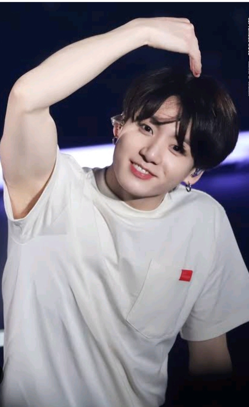 BTS Community Post - Muscle Bunny