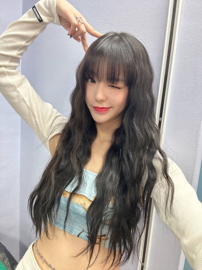 Secret Number Community Posts 오랜만에 심플리 슬램무대💝 락키와 함께해서 더 좋았어요 사룽해💕💕💕😍