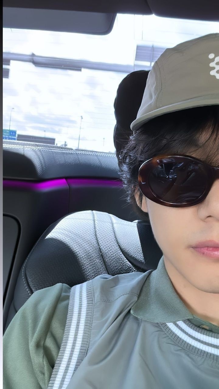 BTS Community Posts - V Instagram post🐯🍓 #taehyung #thv_instagram