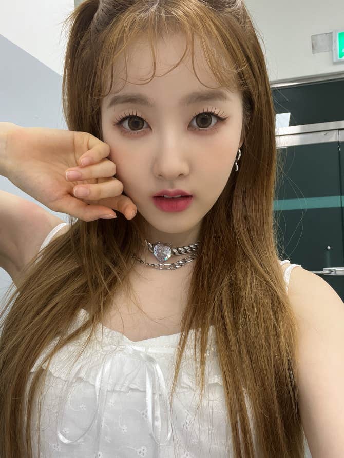 Stayc Community Post 스윗 오늘 잘 잤나~ 맛있는 거 든든히 잘 먹고 곧이따가🤭 만나 ️ ️ ️