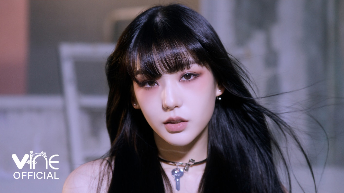 Weverse SECRET NUMBER Media - SECRET NUMBER "독사 (DOXA)" M/V Teaser 1