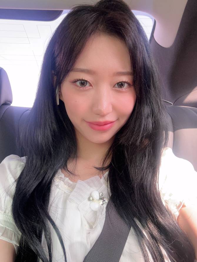 Secret Number Community Posts 락키들 행복한 주말 오후🔥 저는 오랜만에 친척들 보러 다녀왔어요