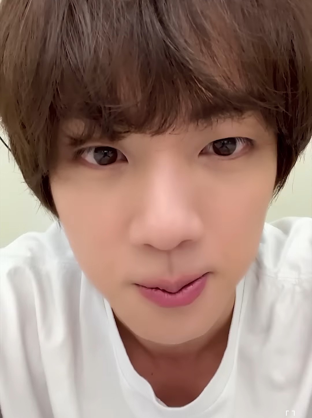 Bts Community Post ジンくんは夢の中 きっとアミとおなじこと夢みてるはず♡ おやすみ💜 あいしてるよ Dear Jin