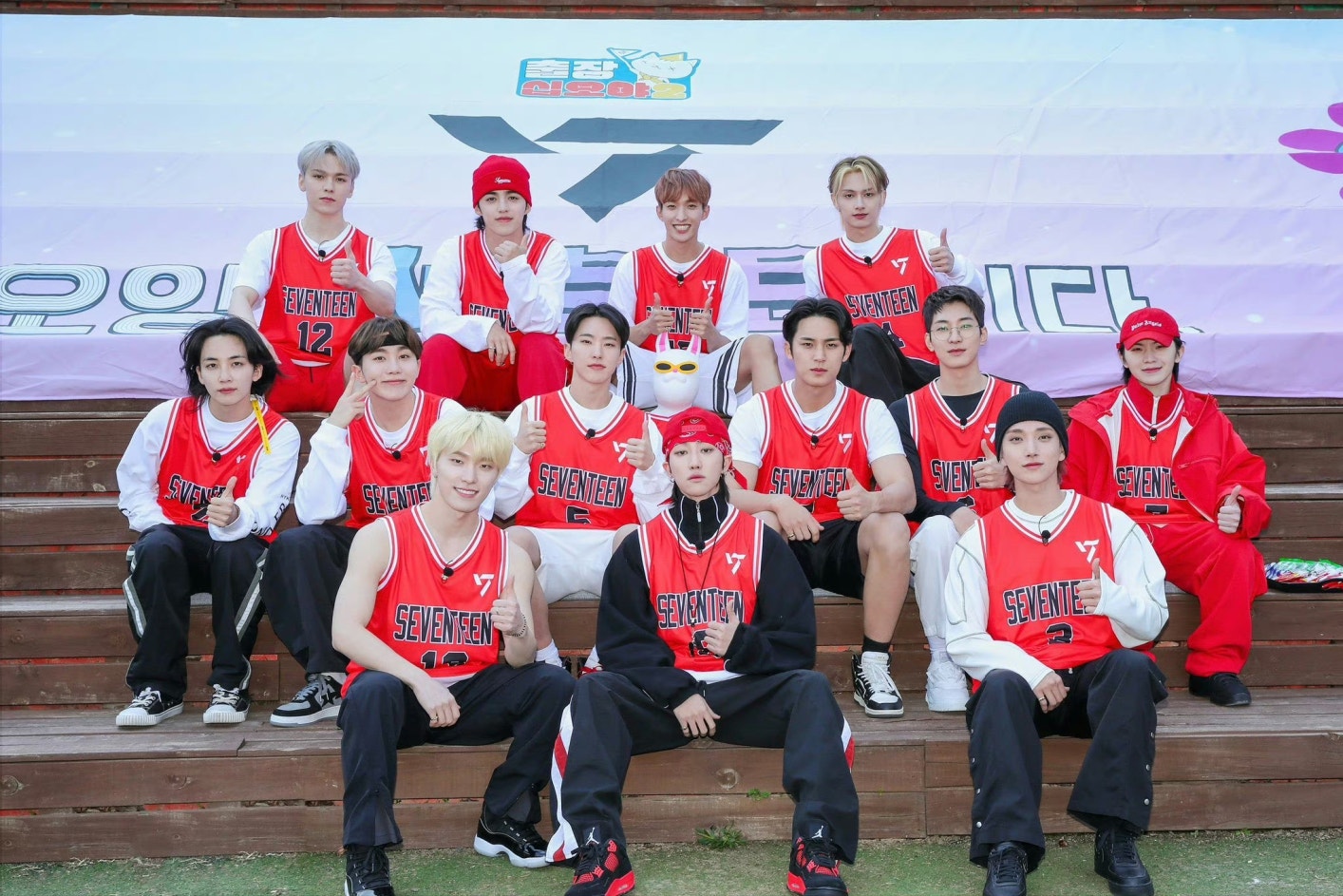 SEVENTEEN Community Post - #HAPPY_SEVENTEEN_DAY 八周年快乐，我们要一直在一起，从 ...