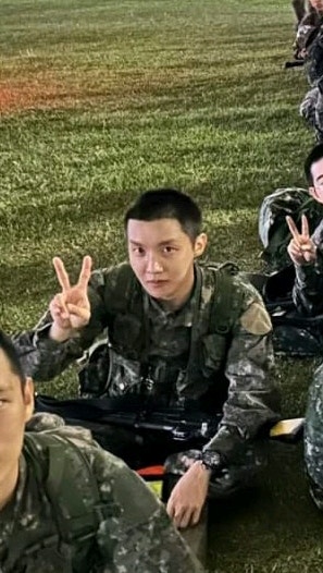 BTS Community Posts - good job my hope🥰🥰