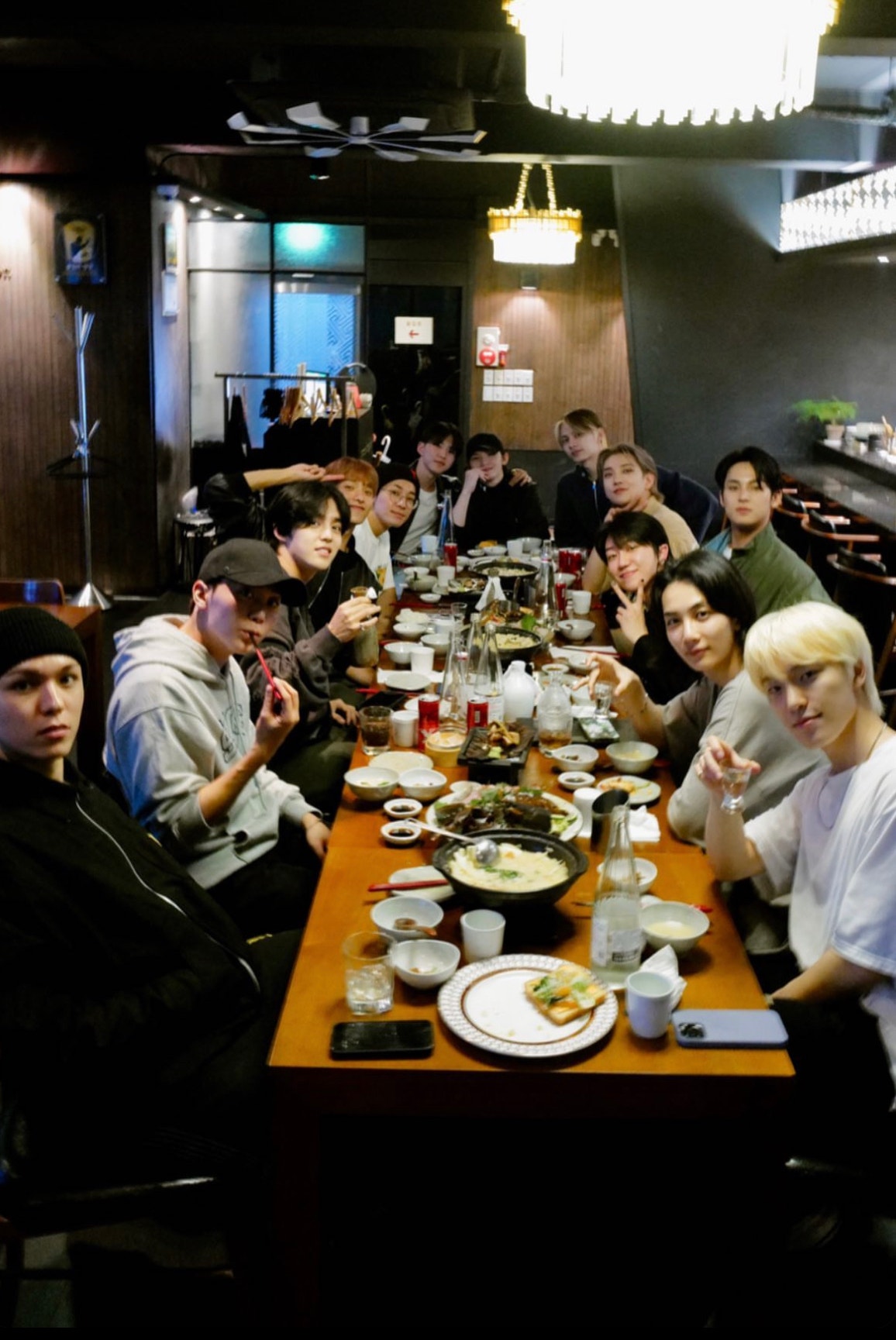 SEVENTEEN 커뮤니티 포스트 - #happy_svt_day “thank you for the love that doesn ...