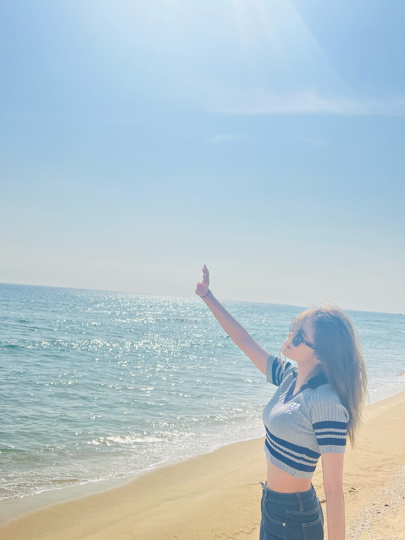Weeekly Community Posts 나랑 바다 보러가지 않을래 🌊🏖️ 먼데이