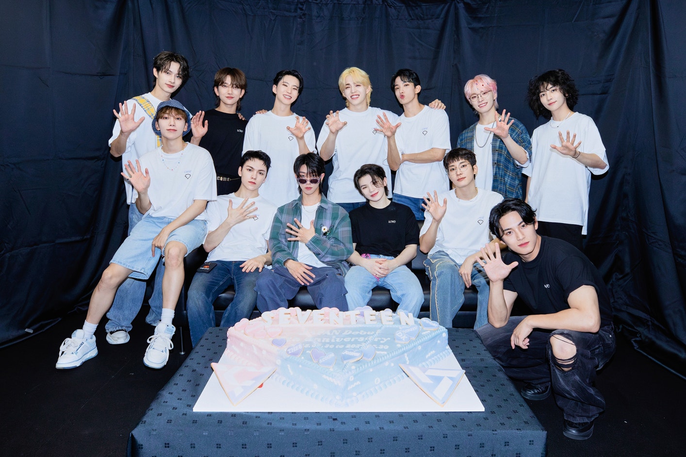 SEVENTEEN Community Post - 祝次叔日本出道五周年快乐！以后也要幸福的走下去！