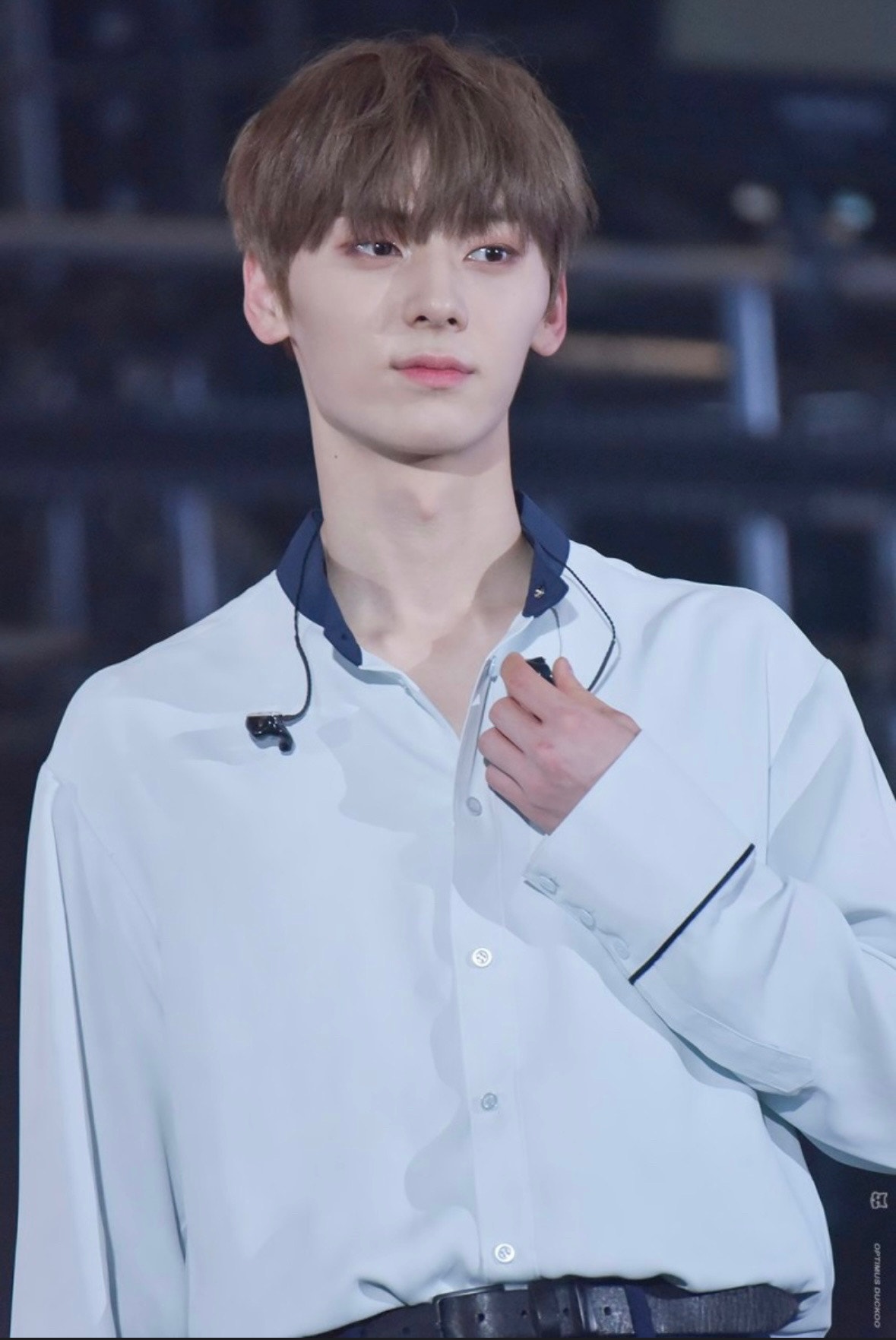 Hwang Min Hyun Community Post 민현오빠 🧡 저도 오빠따라 예전 사진들 보며 추억하고 있는데 제