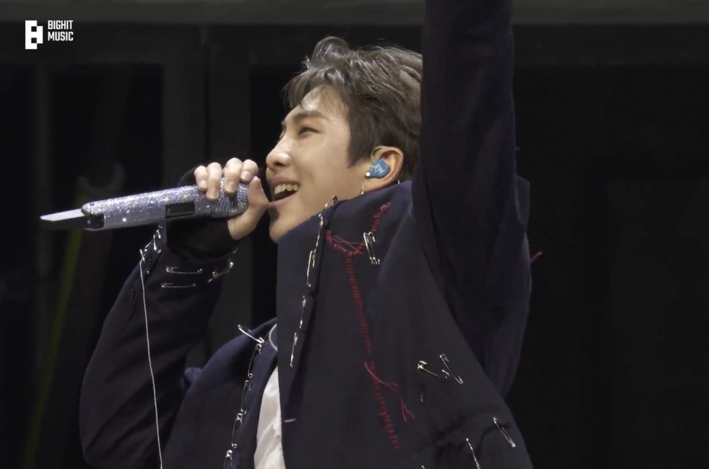 BTS Community Post - Hey,army! Vote for our lider! We're loosing this voting! No subscribe,just ...