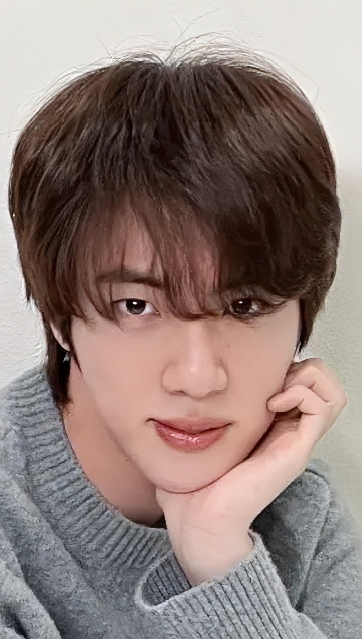 Bts Community Posts ジンくん ️ すこ~し 考え事してたら あら ジンくん🐹time🧡🧡 ジンくんのお顔みたから ケン