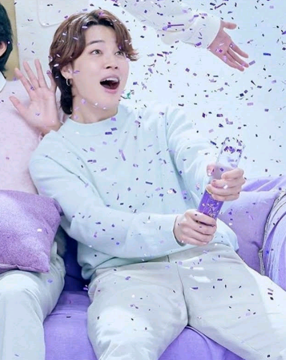 BLACKPINK Community Posts - 💛💛💛mochi baby 🎉😍 🐣💛💛💛