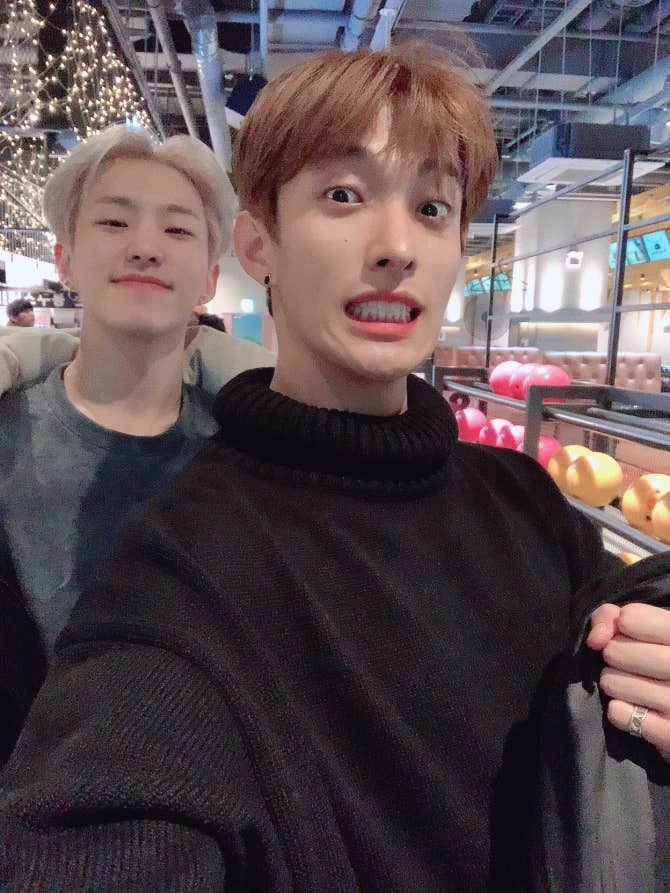 Seventeen Community Post 울 순영이형♥️ 생일 진심으로 축하해🙂 맛있는거 많이 먹고 오늘 하루가 좋은