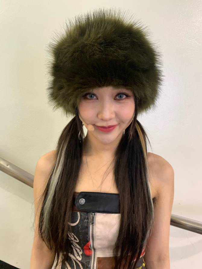 Secret Number Community Post 뮤뱅 막방 🦠 Minji