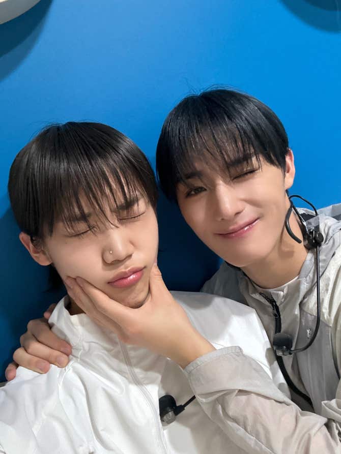 Atbo Community Posts 승환아 난 먹는 게 아닌데😵😵 Baehyunjun