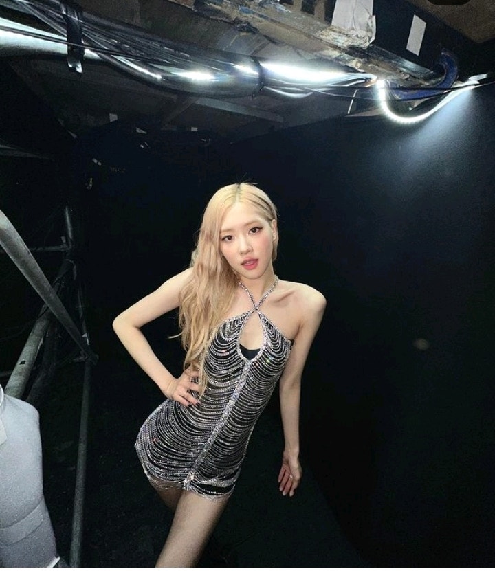 BLACKPINK Community Post