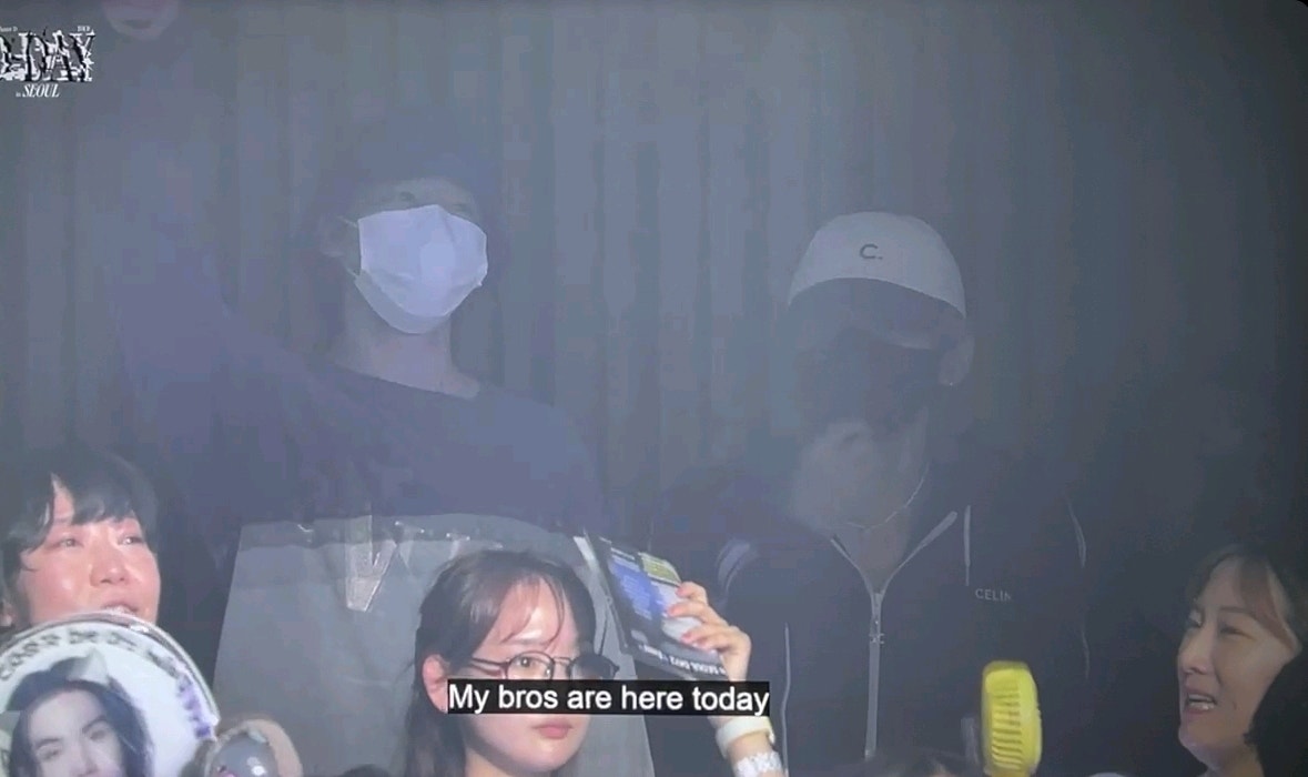 BTS Community Posts - Y lo que todas estábamos esperando 💜 qué genial estar ahí! Qué se sentirá ...