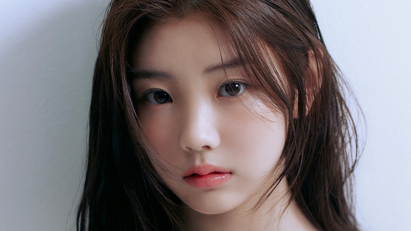 Weverse ILLIT Image - 원희 WONHEE