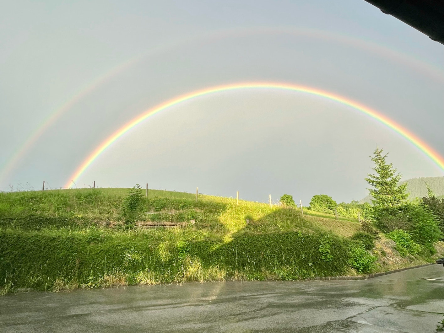 ENHYPEN Community Posts - 🌈🫧🌦️ #rainbow #sky #to_enhypen #to_engene