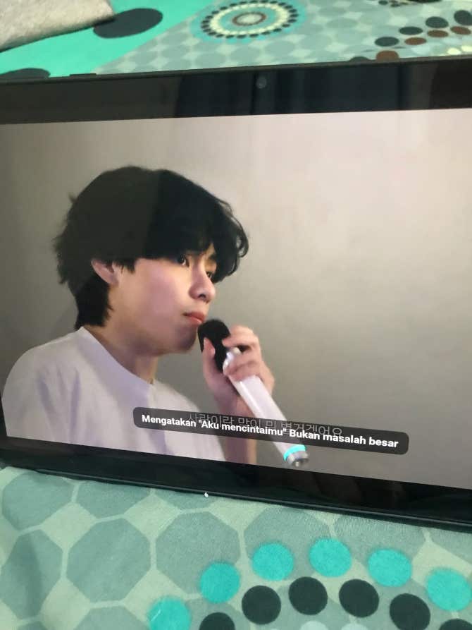 Bts Community Posts 태형이가 너무 보고싶어서 다시 보기로 했어요 🌸